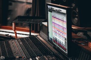 Essential Tips and Tricks for Mastering Tracktion Waveform - Lucid Samples