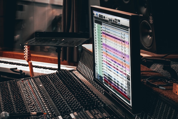 Essential Tips and Tricks for Mastering Tracktion Waveform - Lucid Samples